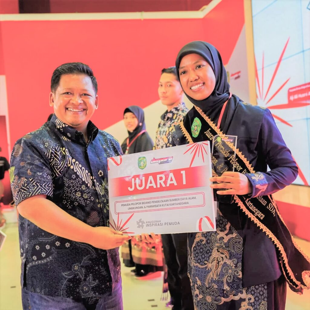 Pemuda Pelopor 2025: Nurul Fatihah, Local Hero PHSS, Sabet Juara 1 di ...